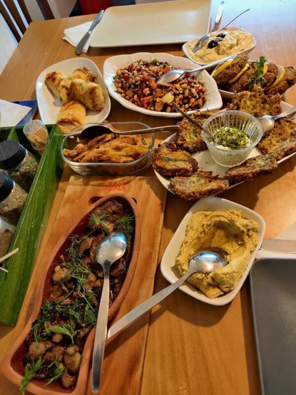 TURKISH MEZZE COOKING CLASS IN ISTANBUL | istanbul Cooking Class ...