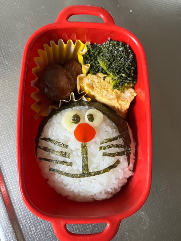 Let's make a cute kyaraben (character lunch box) that is booming in ...